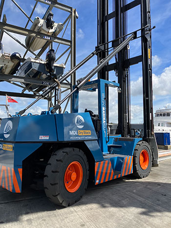 MDL Marinas invests £350K in new dry stack forklift at Saxon Wharf ...