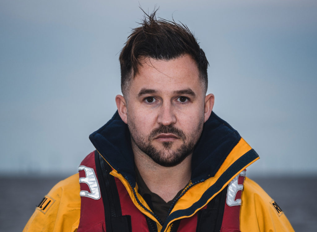RNLI crew member takes on London Marathon in full lifeboat kit - All At Sea