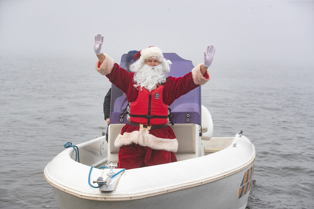 Speedboat Santa! - All At Sea
