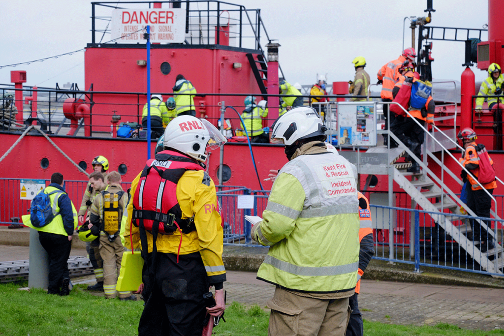 Large scale multi emergency services exercise in Gravesend - All At Sea